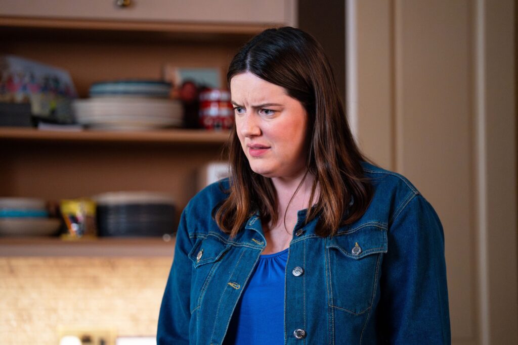 New EastEnders theory predicts Sam Mitchell is stalking Zoe