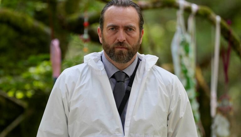 Cooper & Fry on Channel 5: Cast led by Rob James-Collier