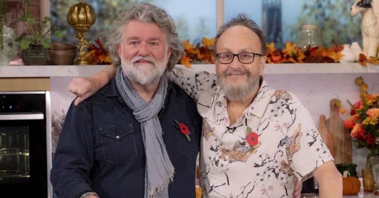 Si King issues major TV update following death of co-star Dave Myers ...