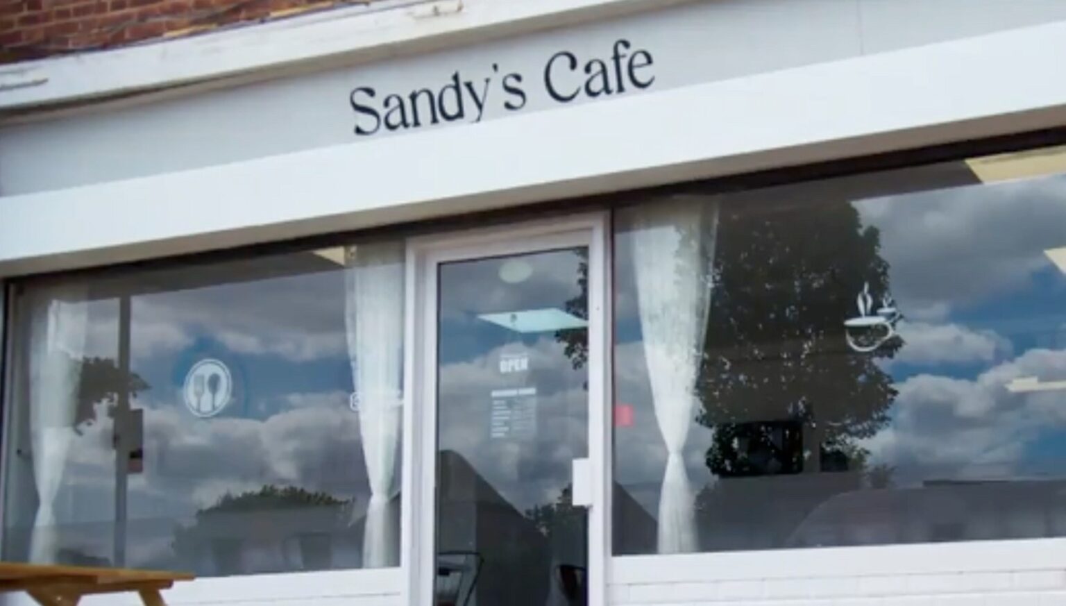 Where is Sandy's Cafe? The Apprentice episode 5 replaces iconic losers ...
